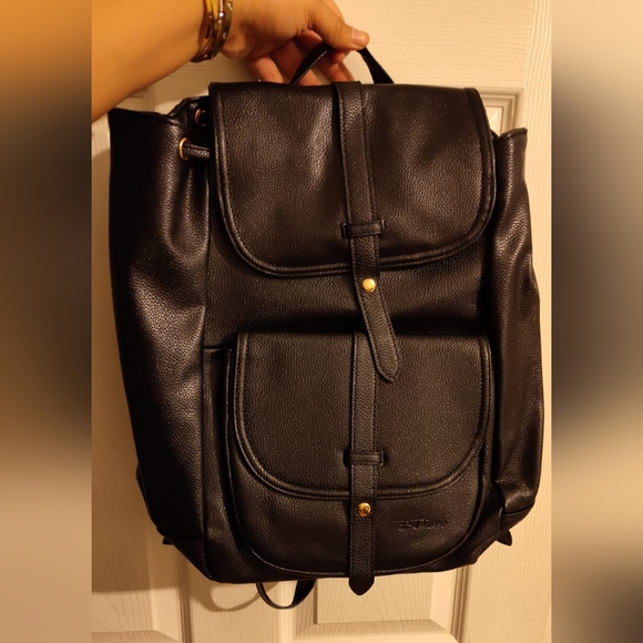 Bella Russo | Bags | Bella Russo Faux Leather Backpack | Poshmark